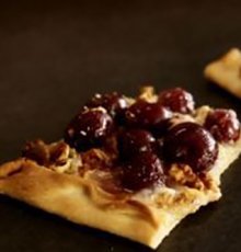 Flammkuchen met kersen - Tante Fanny